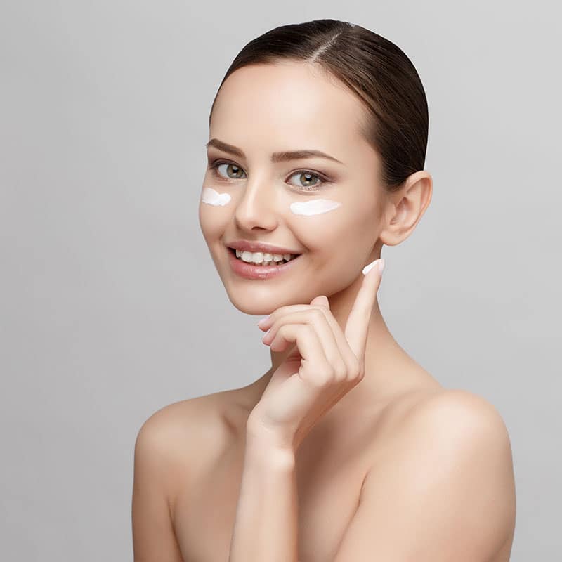 Foto Beauty Cosmetic Product 💄 – Shooting con Modelle Make-Up Skincare ...